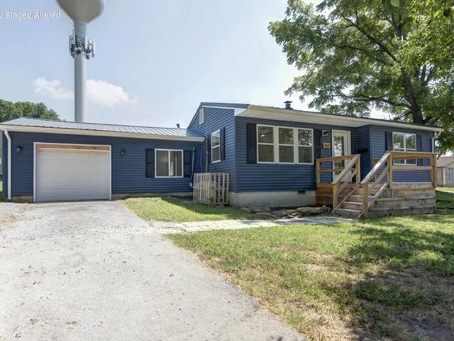 208 S Water St, Nixa, MO 65714