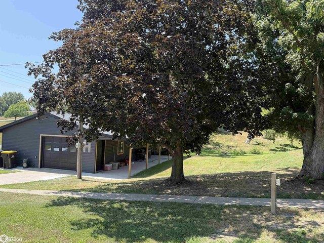 208 S Colfax St, Afton, IA 50830