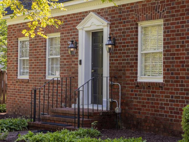 208 S Moseley Street