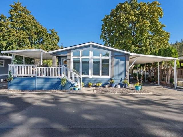 208 S Neyland Rd Spc 56, Liberty Lake, WA 99019