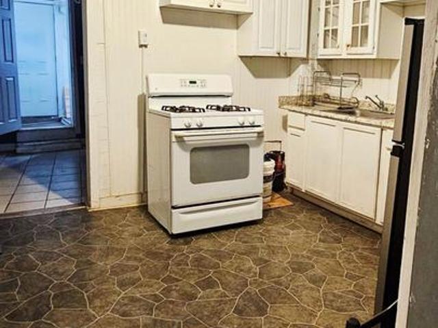 208 S Norris