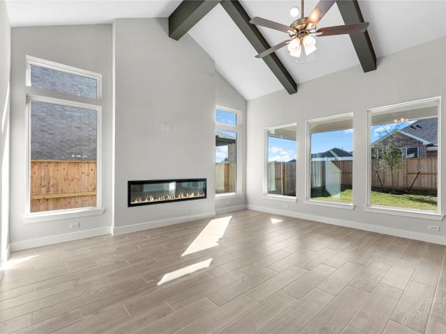 208 Snakeroot Trl