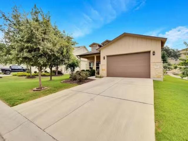 208 Sowing Oak Dr, San Marcos, TX 78666