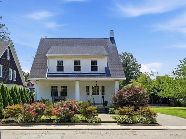208 Sabine Ave, Narberth, PA 19072