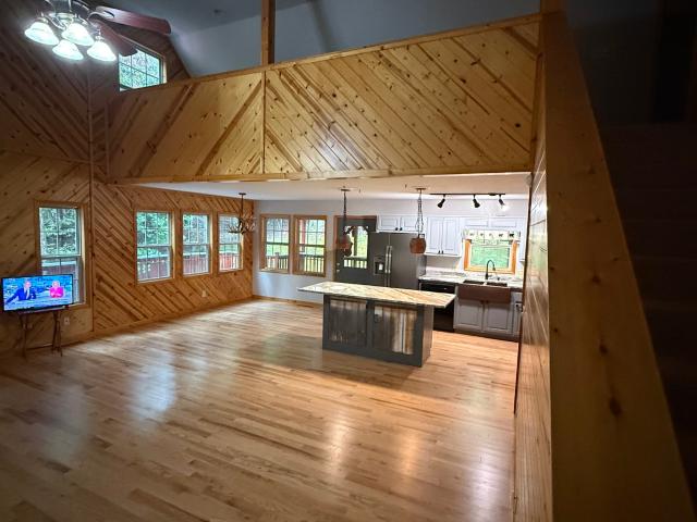 208 Saddle Ridge Drive