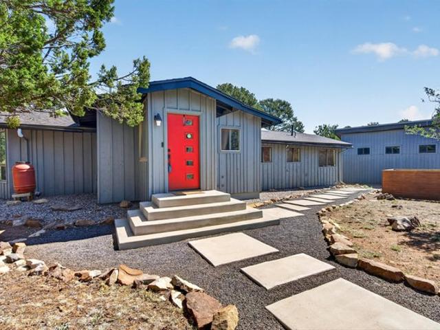 208 Sangre De Cristo Cir, Tijeras, NM 87059