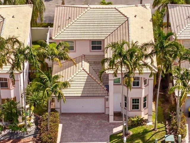 208 SE 15th St, Dania Beach, FL 33004 | MLS #A11978 | Compass