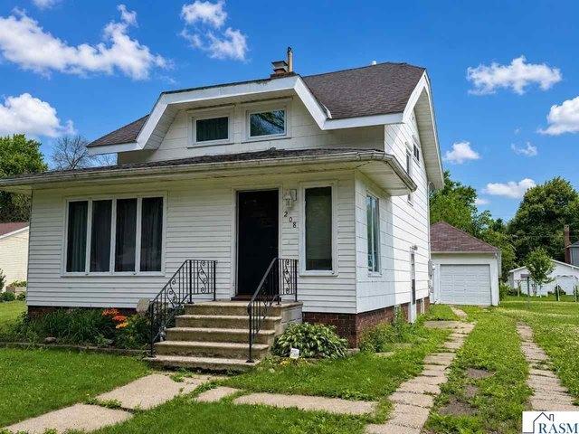 208 SE 2nd Ave, Mapleton, MN 56065