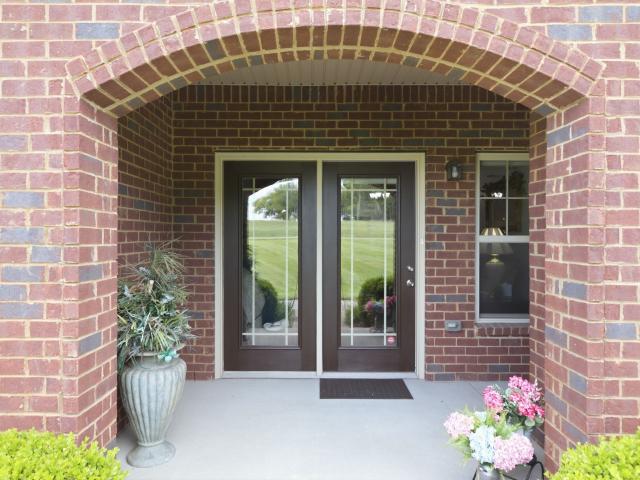 208 Siegert Place