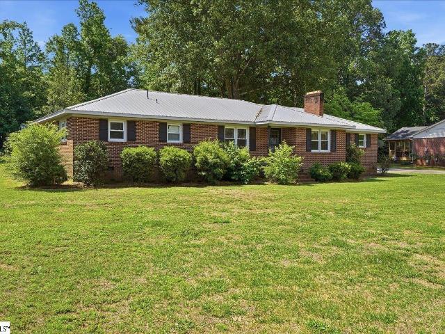208 Skyland Drive