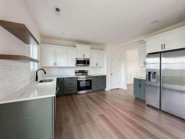 208 Skaggs Boulevard