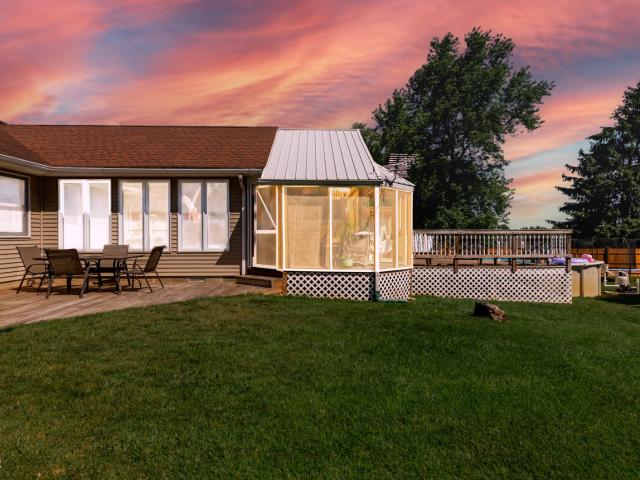 208 Springhill