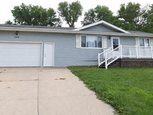 208 St James St, Jackson, NE 68743