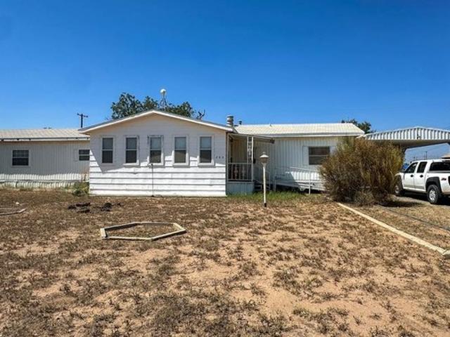 208 SW Avenue J, Seminole, TX 79360