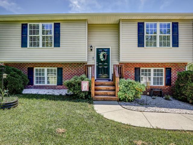208 Sweeney Circle