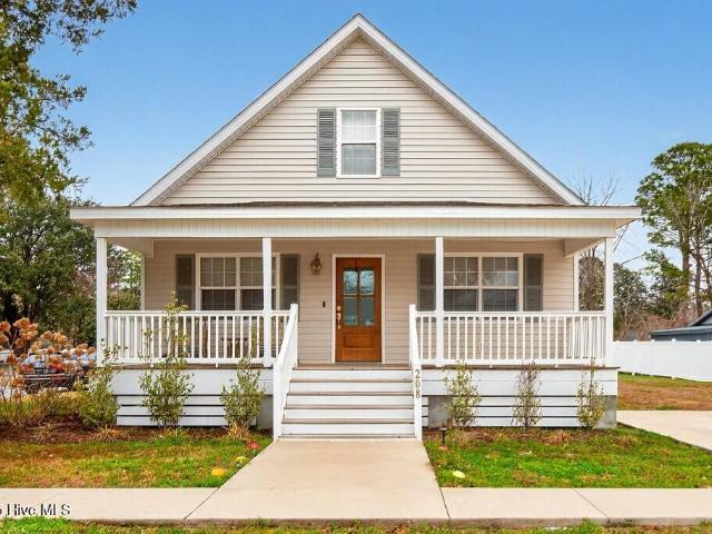 208 Pollock Street