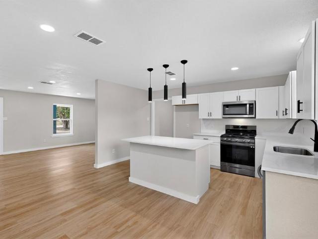 208 Ponderosa Lane