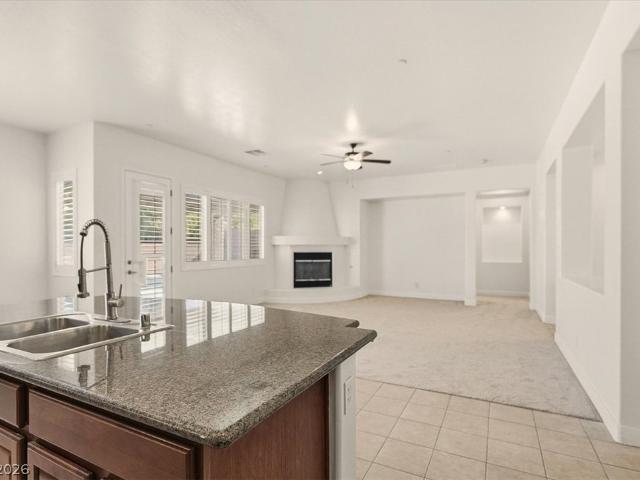 208 Palmetto Pointe Dr, Henderson, NV 89012 | MLS #2788