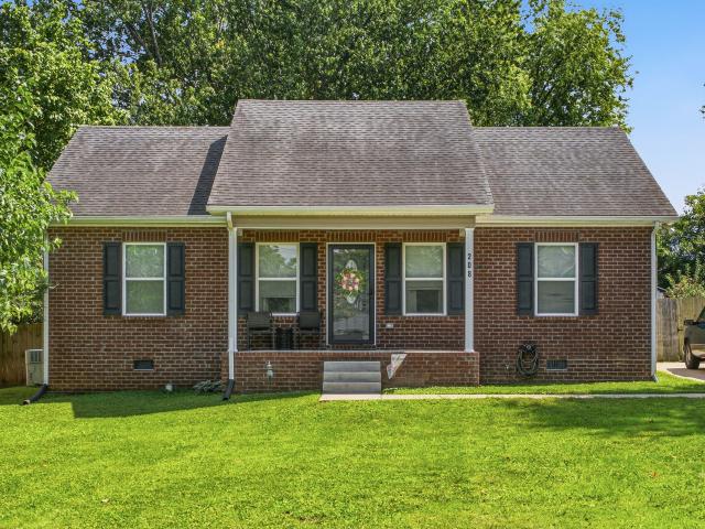 208 Pitt Ln