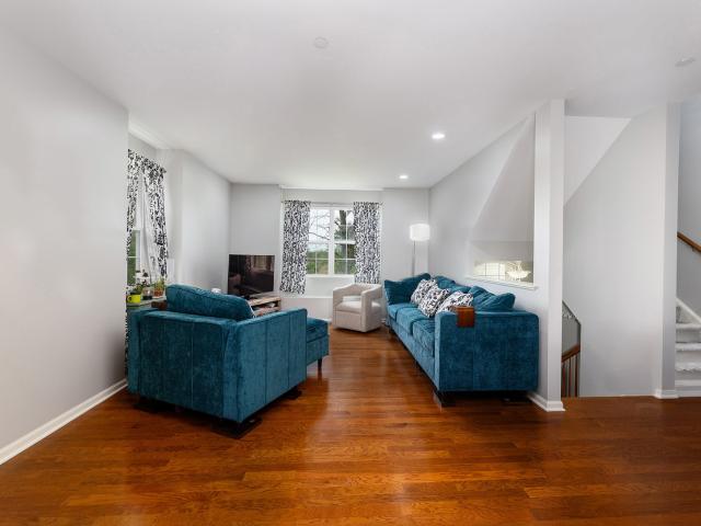 208 Prairie Court
