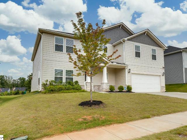 208 Roderick Lane