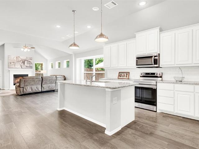 208 Rosemary Dr, Azle, TX 76020 | MLS #21161 | Compass