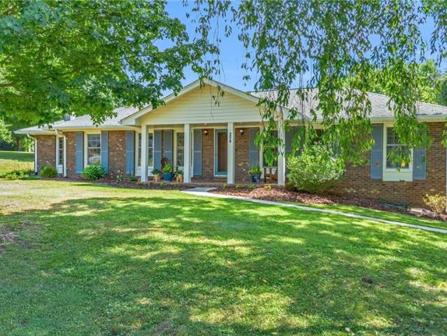 208 Raven Green Street