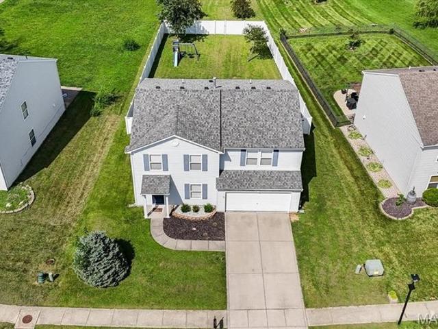 208 River Laurel Dr, Belleville, IL 62220