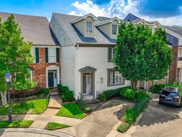 208 Rue St, Metairie, LA 70005