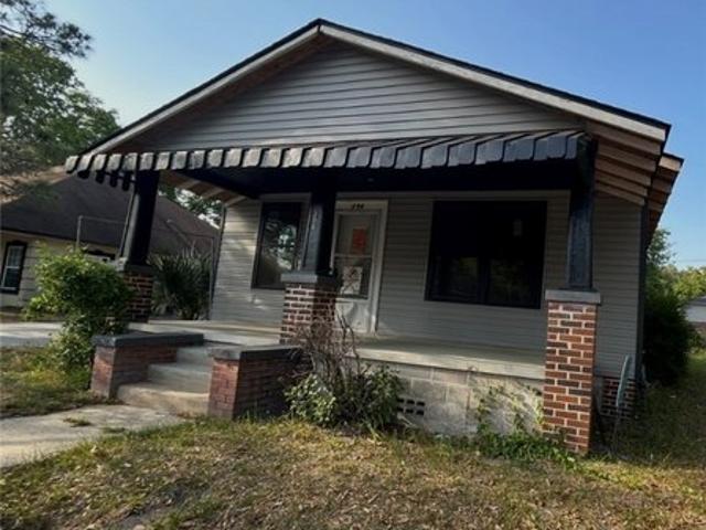 208 W 59th St, Savannah, GA 31405