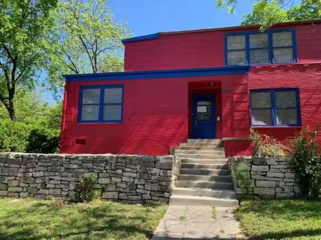 208 W 31st St #B, Austin, TX 78705 MLS 6216101