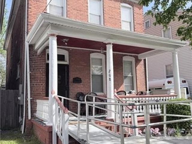 208 W 37th St, Norfolk, VA 23504
