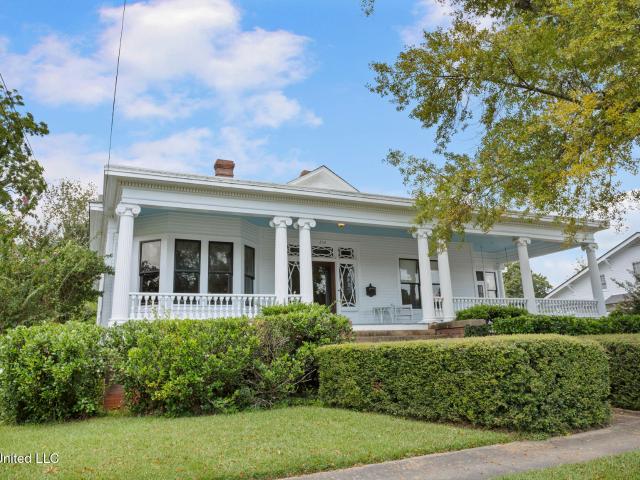 208 W Georgetown Street