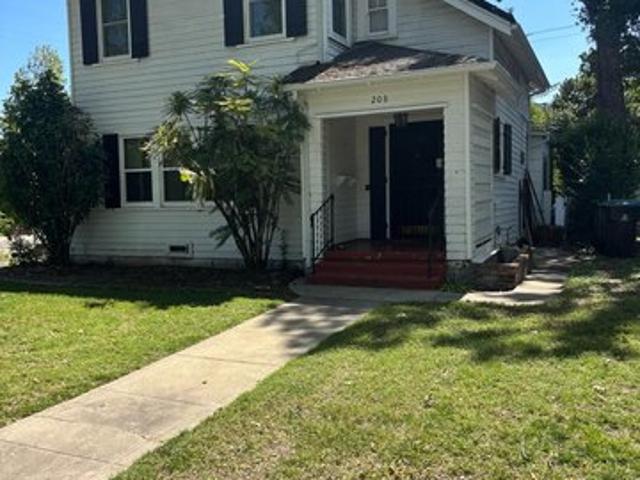 208 W Knoles Way, Stockton, CA 95204