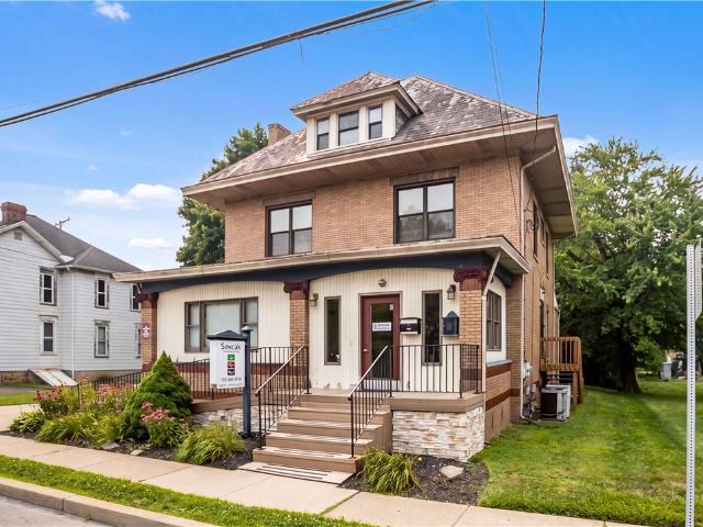 208 W New Castle St