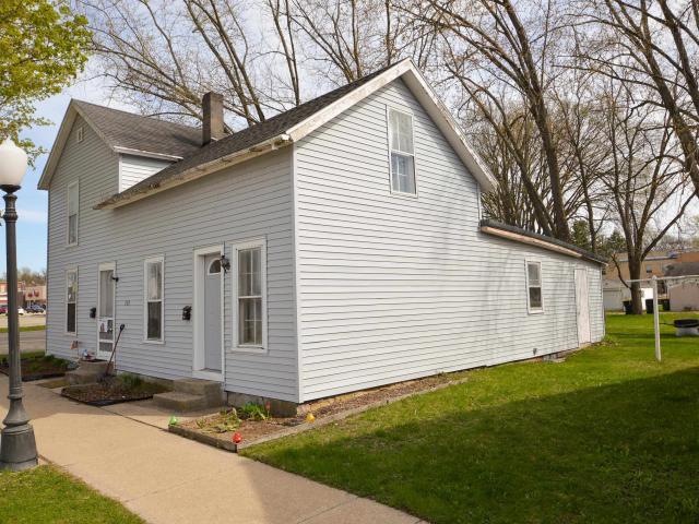 208 W Oak Street