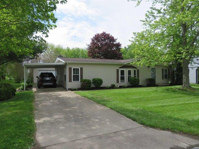 208 W Pine St, South Whitley, IN 46787