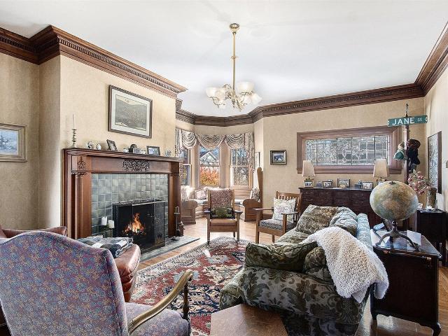 208 W Prospect Street