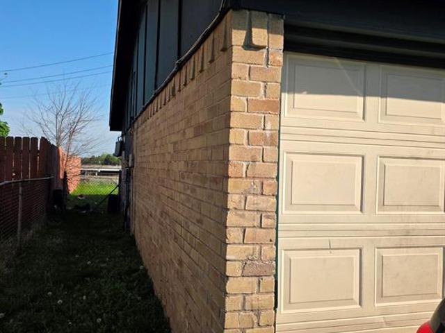 208 Woodgrove Street