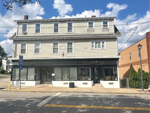 208 Warren Avenue 2