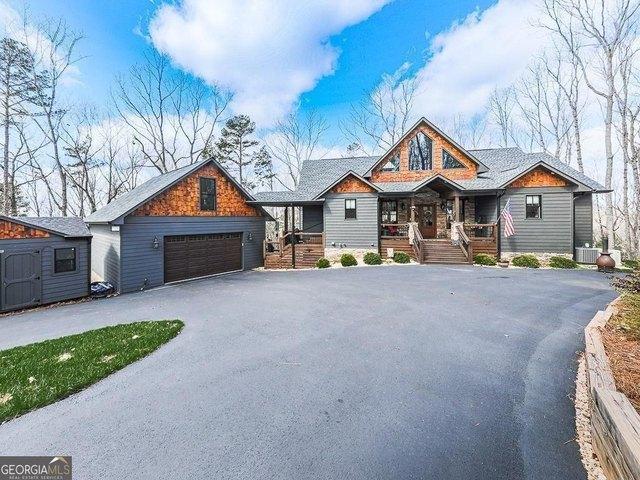 208 Weeks Dr, Ellijay, GA 30540