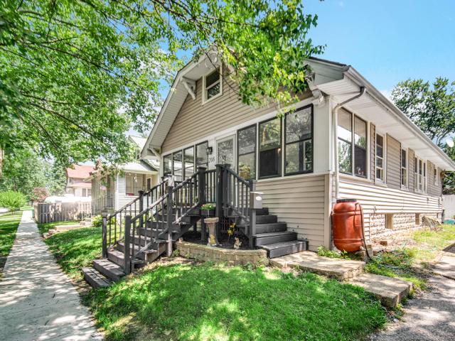 208 Weston Street