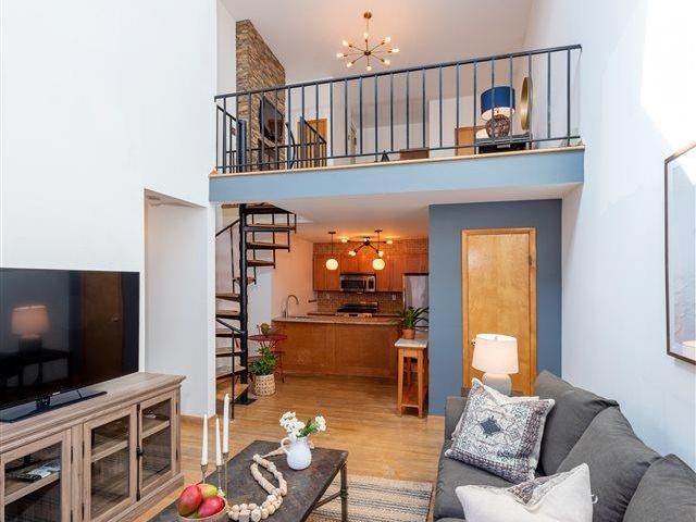 208 Willow Ave # 405