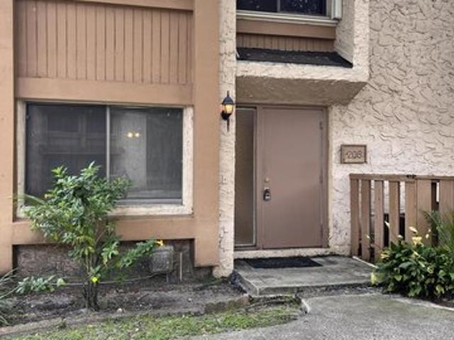 208 Wimbledon Lake Dr Unit 208, Plantation, FL 33324