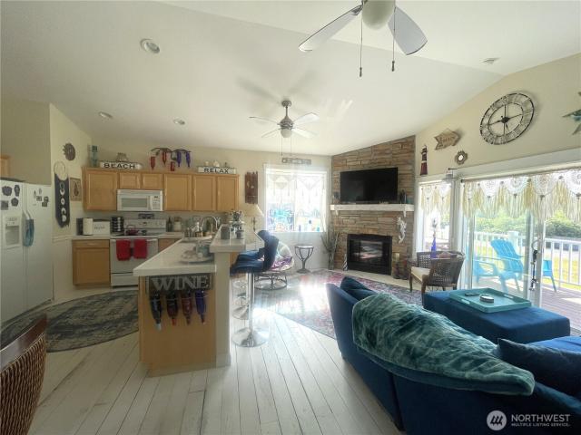 208 Taurus Blvd SW, Ocean Shores, WA 98569 | MLS #2379