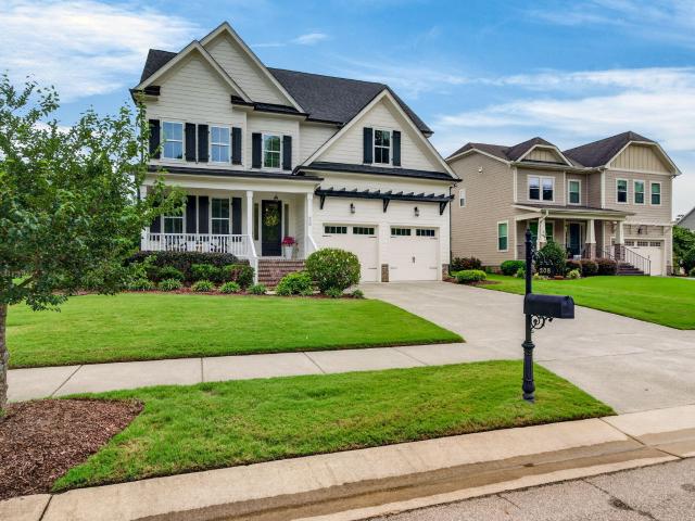 208 Traditions Garden Lane