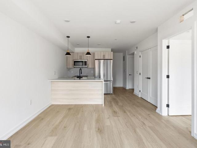 208 Vine Street # 2B