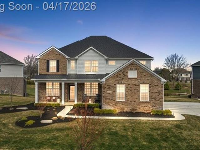 20942 Torbay Dr, Lyon Township, MI 48167