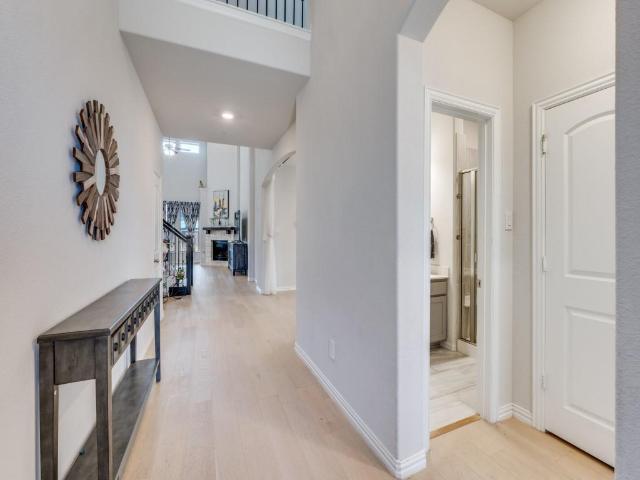 2094 Creekbluff Circle