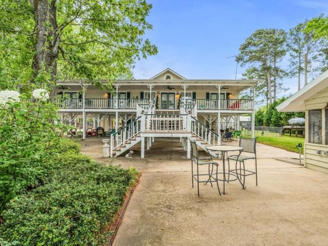 2094 Pumpkin Creek Rd, Brooksville, MS 39739